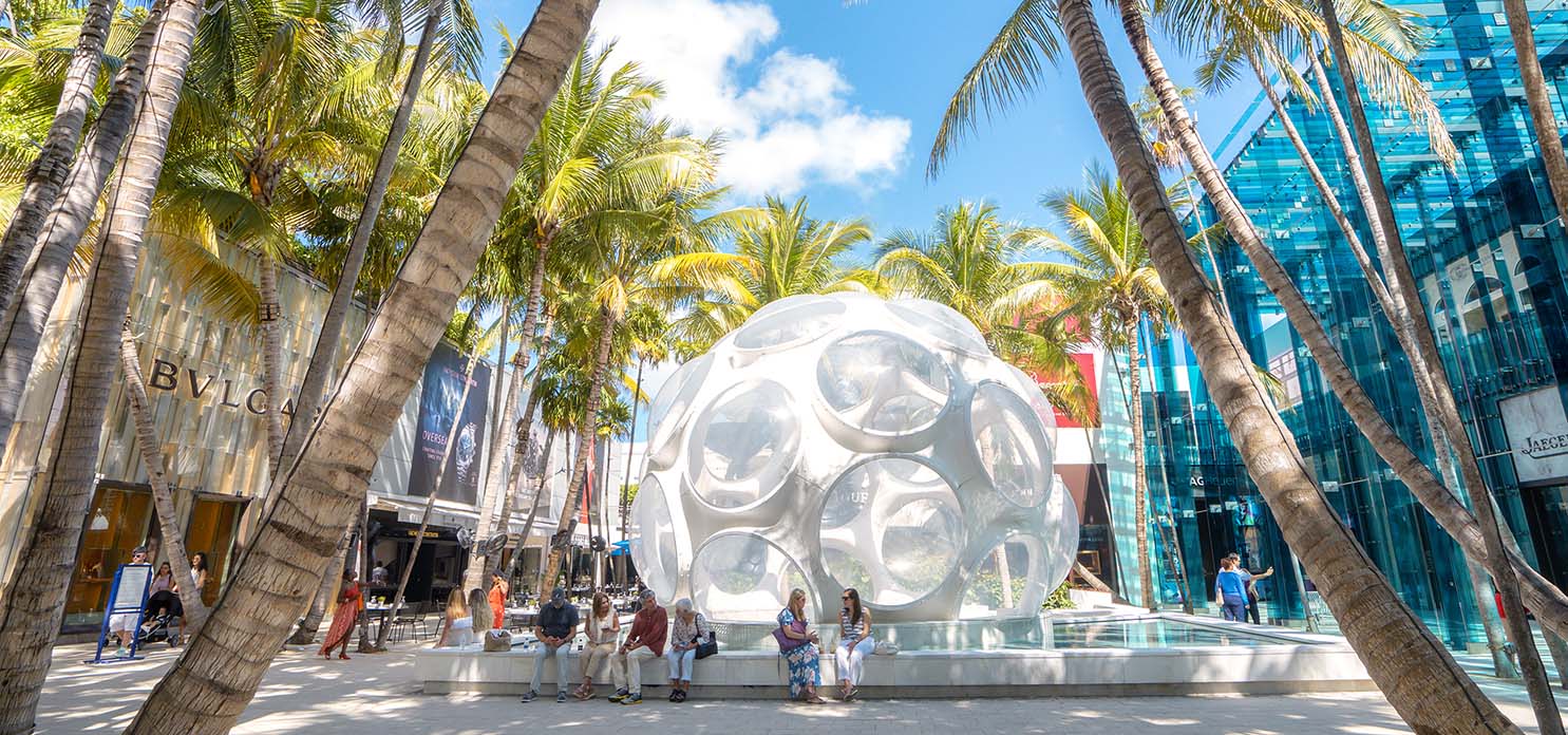 Top 10 Must-Visit Attractions in Miami You Can’t Miss! – Famous Buildings