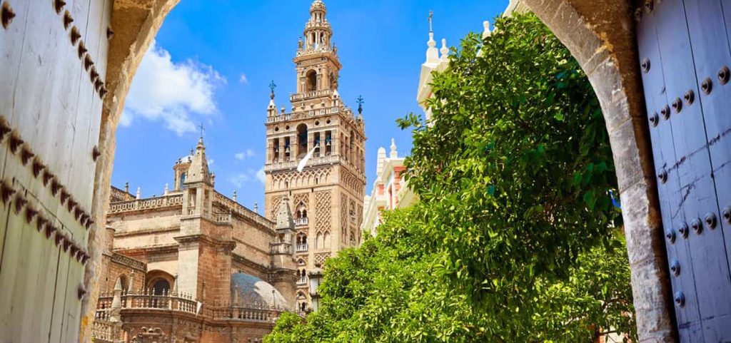 From the Alcázar to the Giralda: Exploring Seville’s Top Landmarks ...